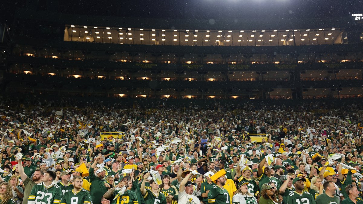 What time is Bears-Packers Sunday? Start time and how to watch – NBC ...