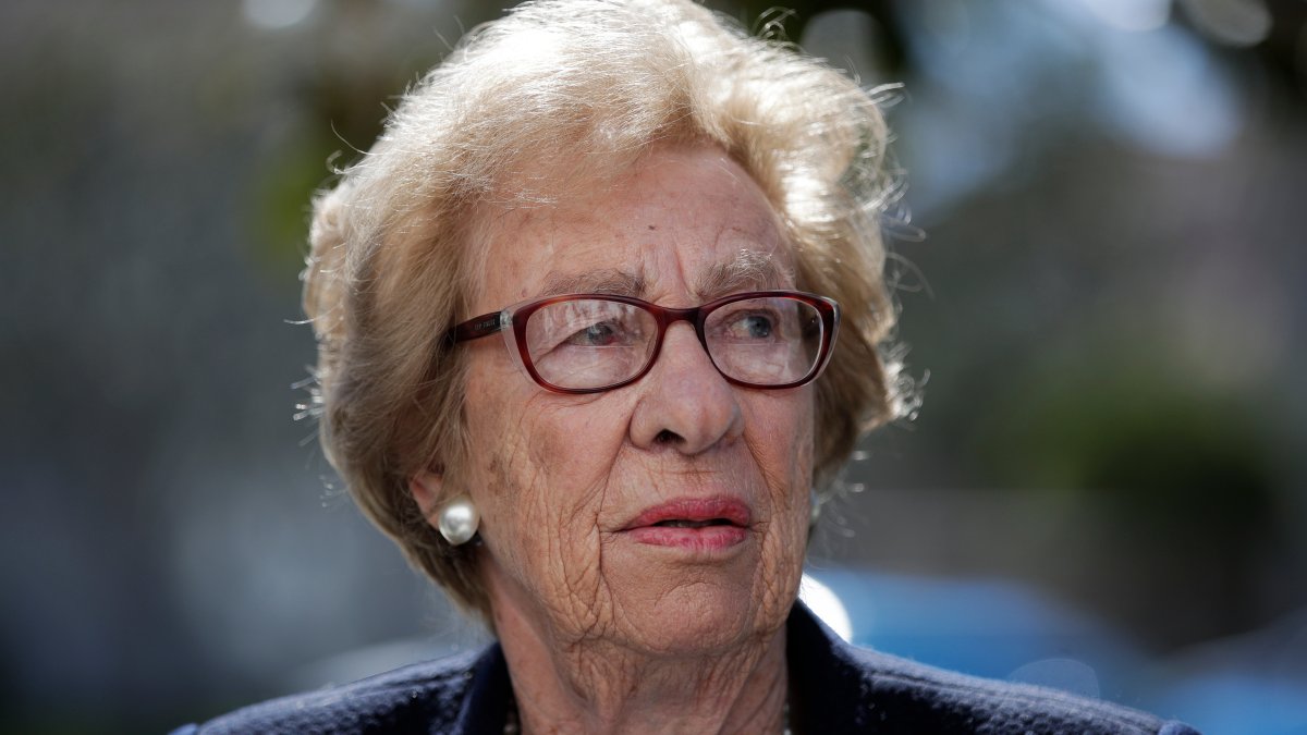 Holocaust survivor Eva Schloss, stepsister of Anne Frank, dies – NBC ...