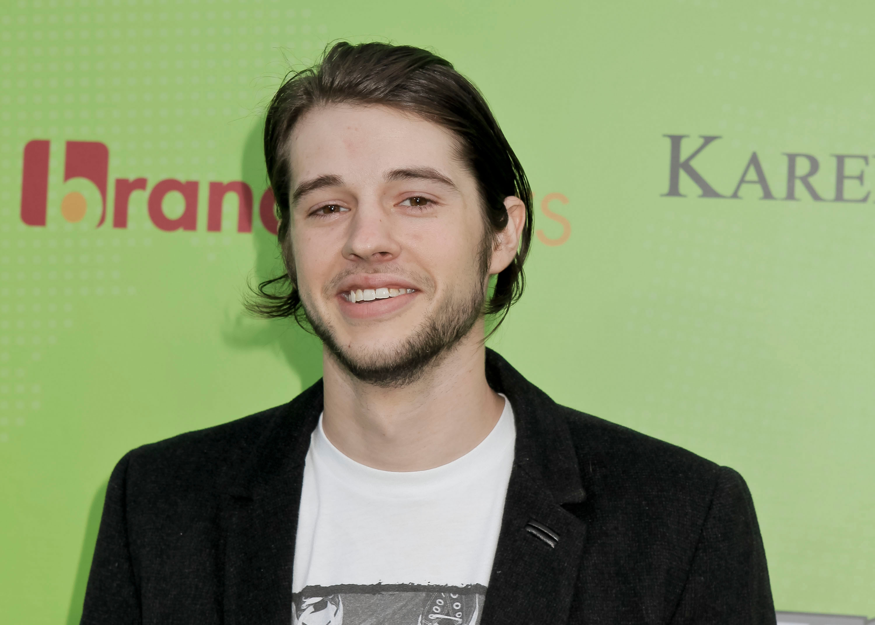 Sarah Hyland’s ex Matt Prokop arrested on child porn charge – NBC Chicago