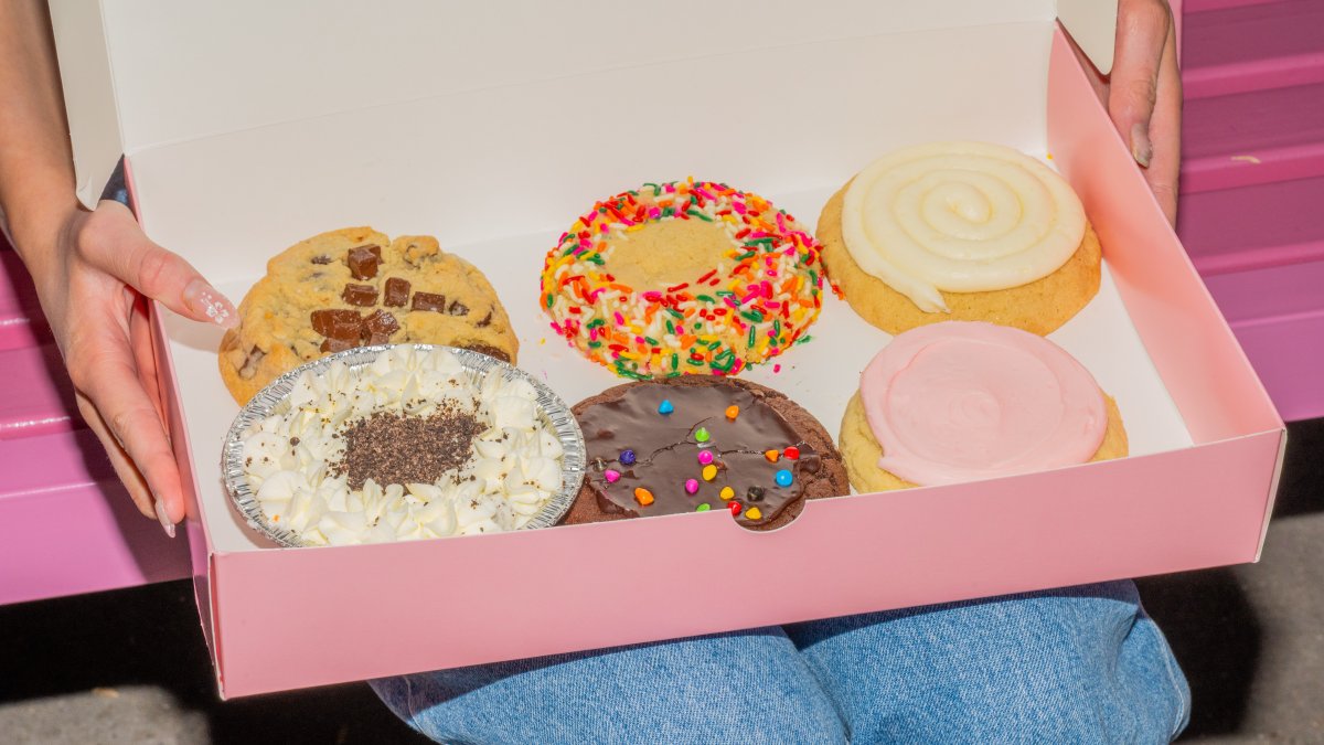 Crumbl reveals a menu change for 2026 – NBC Chicago