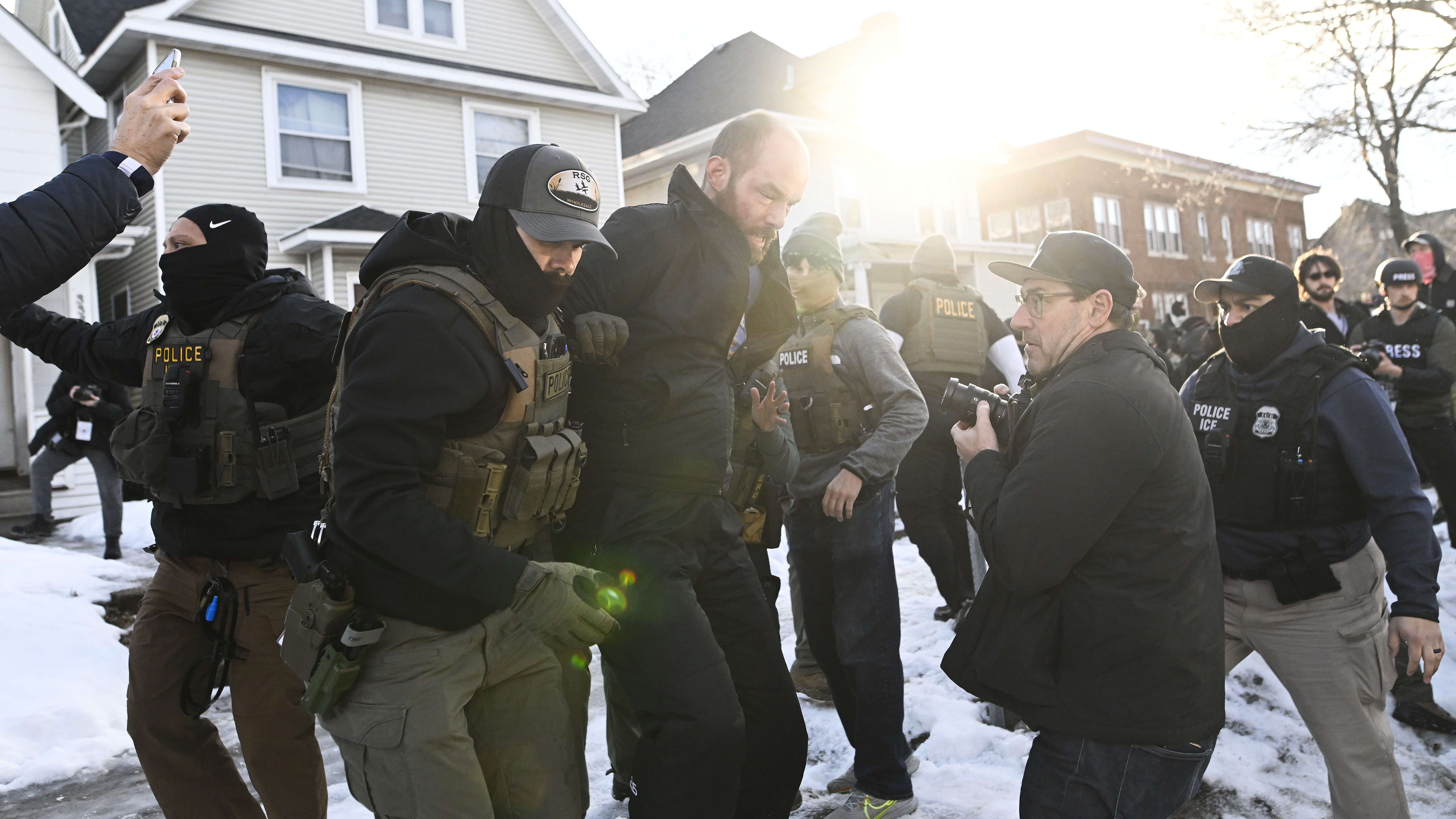 Minnesotans stunned as federal agents flood their state – NBC Chicago