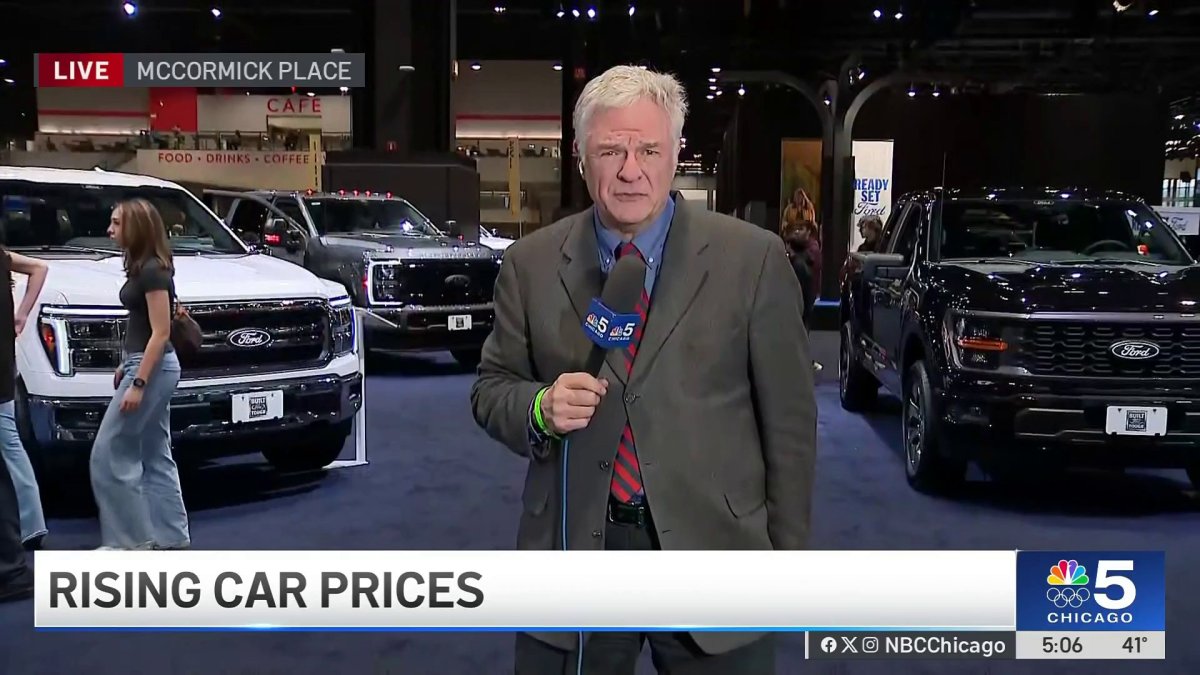 Car costs continue to surge, leaving Chicago Auto Show attendees ...