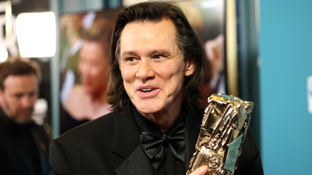 Was Jim Carrey cloned? – NBC Chicago