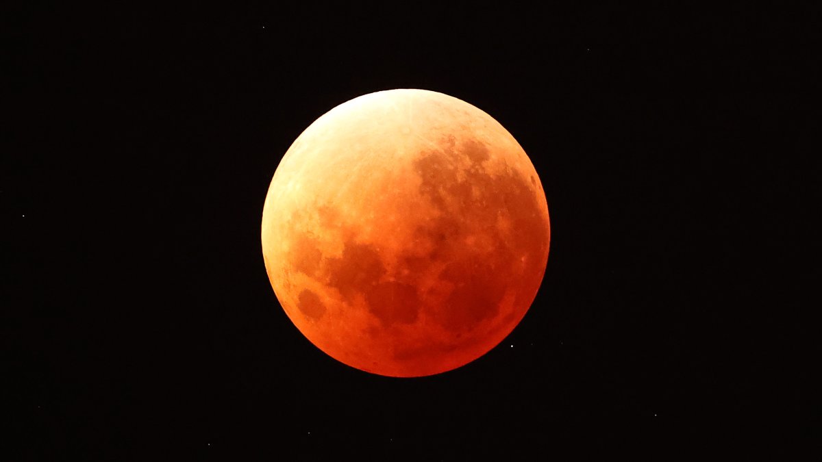 When will the total eclipse 2026 turn the full moon ‘blood red’? – NBC ...