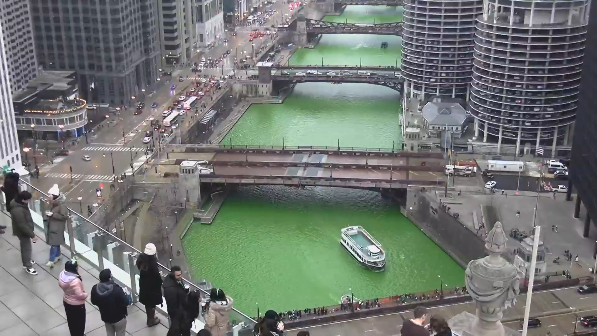 Is the Chicago River still green? A look at the river hours later – NBC ...
