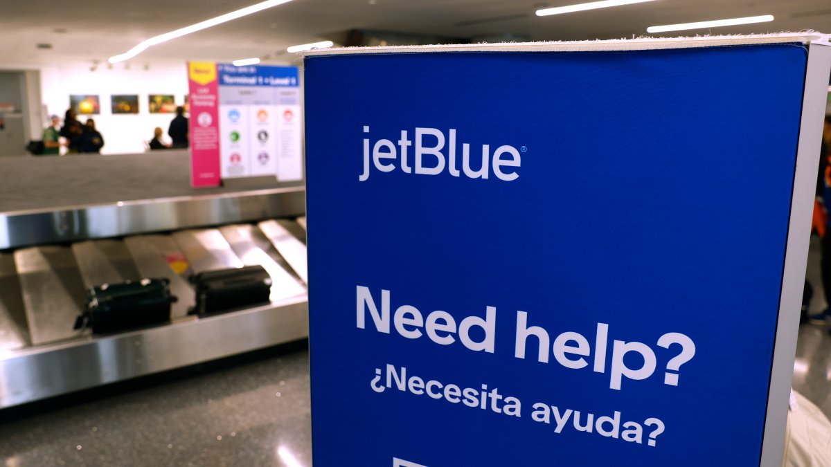JetBlue raises fees for checked bags as fuel prices soar – NBC Chicago