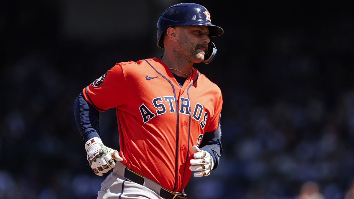 Christian Walker’s 3-run home run leads Astros to win over Cubs – NBC ...