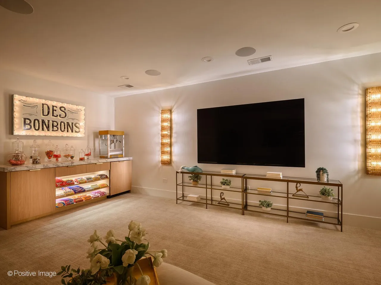 See inside: Chicago building transformed by HGTV star Alison Victoria ...