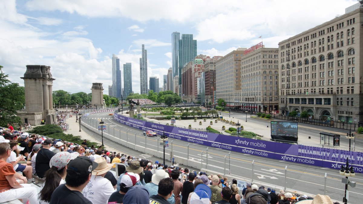NASCAR, Chicago in talks to bring Street Race back in 2027 – NBC Chicago